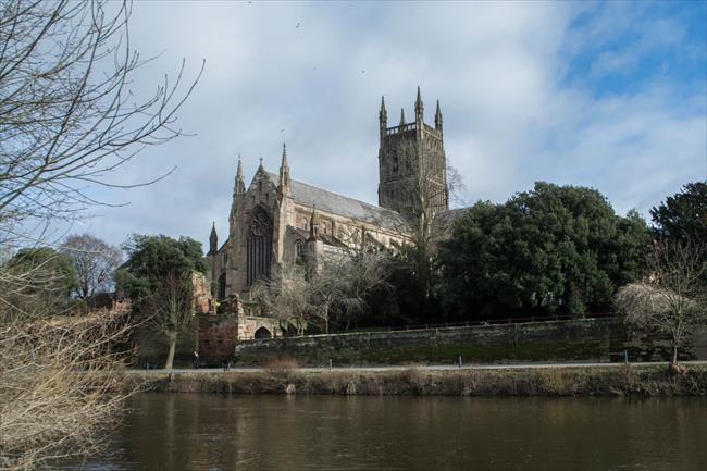 The River Severn & Worcester Cathedral, Worcestershire - Ramblers