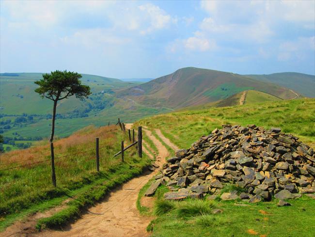 Mam Tor, Derbyshire - The Shivering Peak - Ramblers